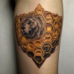 Honeycomb Tattoos: Meaning, Significance and Symbolism(112 Designs)