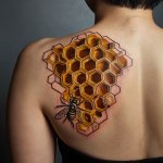 Honeycomb Tattoos: Meaning, Significance and Symbolism(112 Designs)